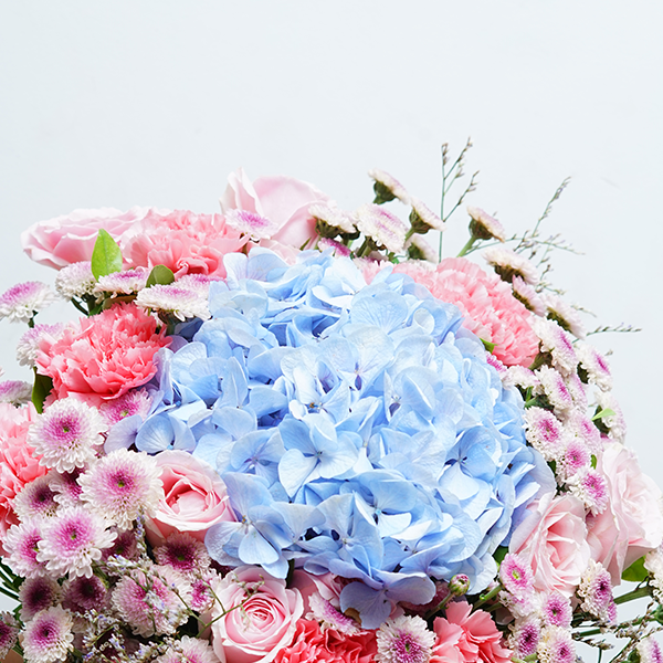 Buy/Send Pink Floral Grace Online | Floraindia